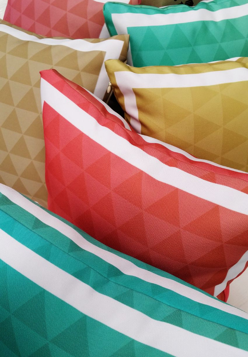Custom cushions - Digital Fabrics